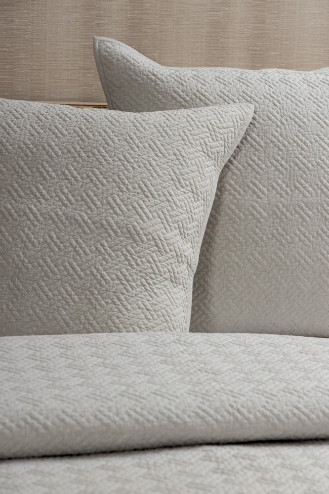 3_03adf5df-dc49-408e-991b-c9881d281f24_1200x1200.jpg?v=1745306069